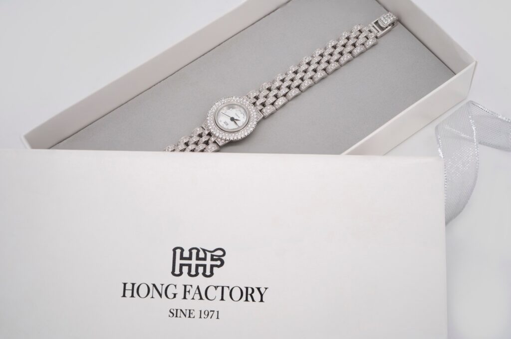 6 gifts that are good for the heart given to adults on Songkran day are ...