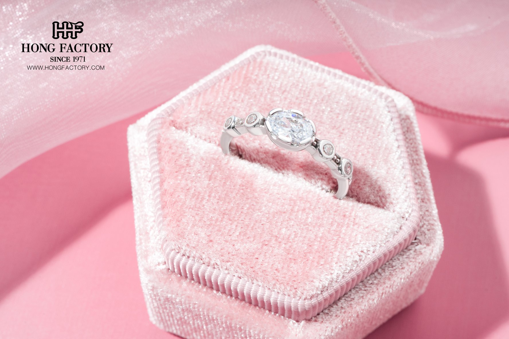 5 Reasons to Add a Middle Finger Ring to Your Jewelry Collection