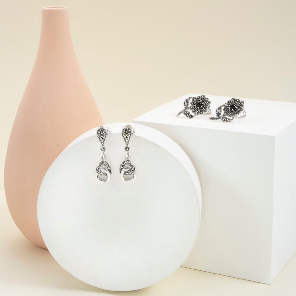 Personalizing Your Jewelry: A Guide to Engraving Techniques and Design ...